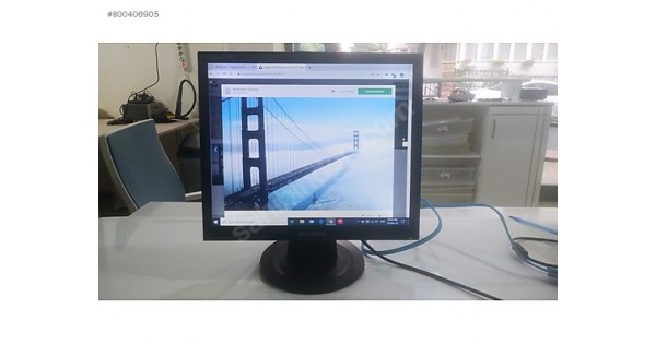 SAMSUNG SyncMaster 713N 17" LCD Monitör